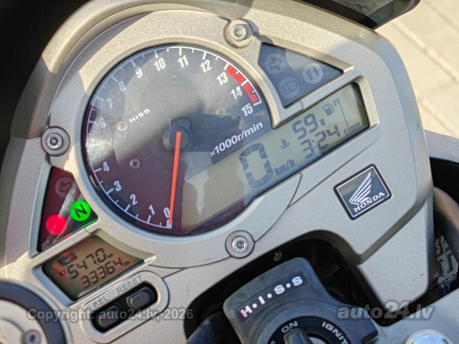 Красный Хонда Hornet CB 600F 2007 в Таллин, объемом двигателя 0.60 л и пробегом 33 тыс. км за 3500 €, фото 7 на AUTOMOTO.COM.LV