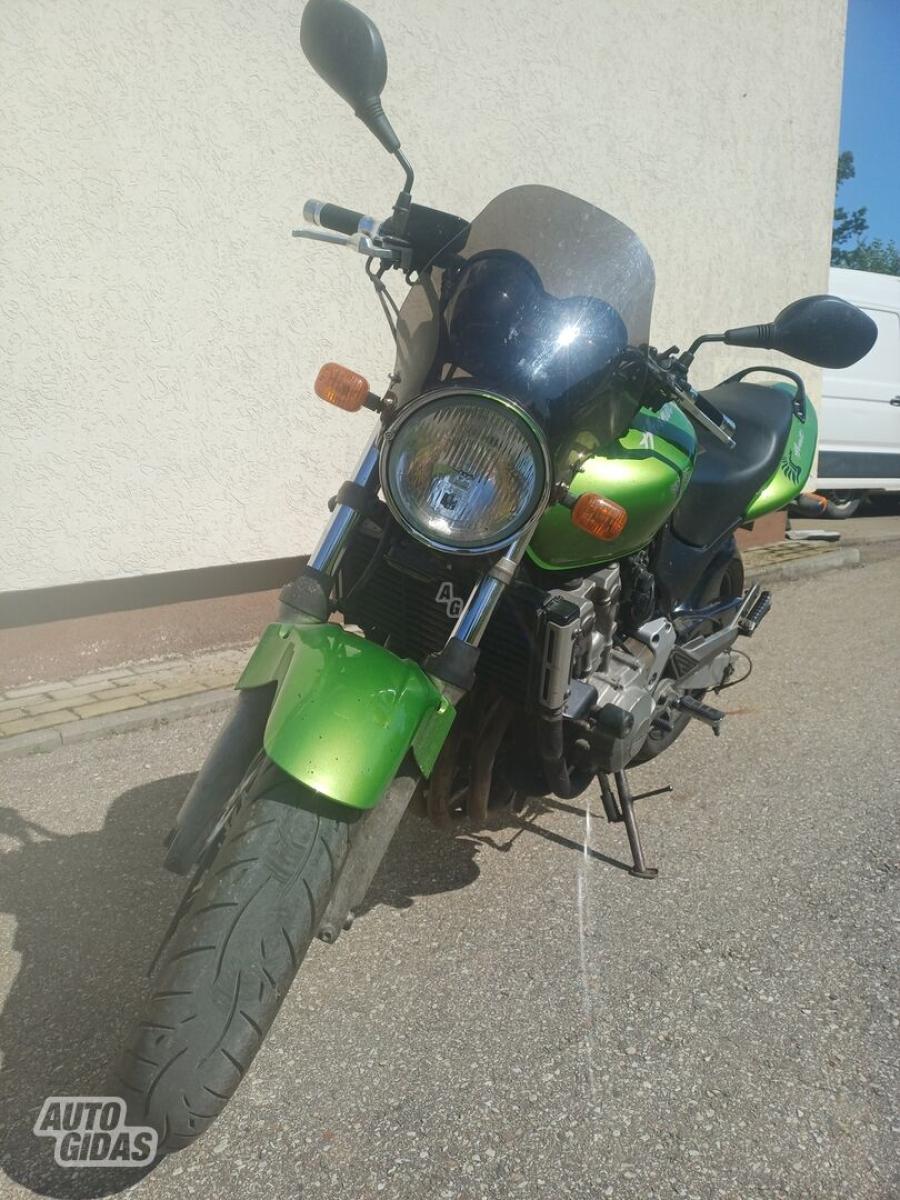 Zaļš Honda Hornet 2003 Viļņa, ar dzinēja tilpumu 0.60 L un nobraukumu 61 tūkst. km par 1550 €, foto 9 vietnē AUTOMOTO.COM.LV