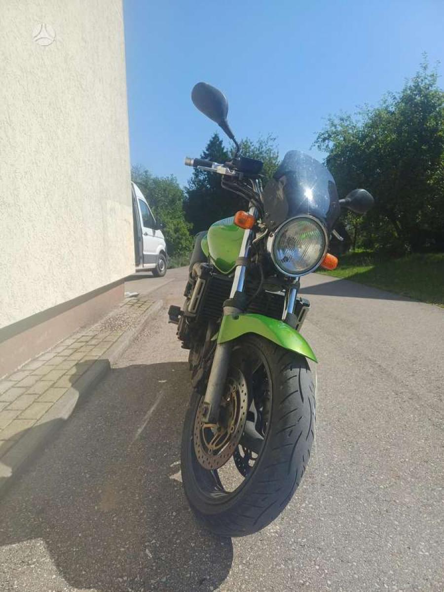 Green Honda Hornet 2003 in Ukmerge, with an engine capacity of 0.60 L and mileage of 61 thousand km for 1550 €, photo 3 on AUTOMOTO.COM.LV