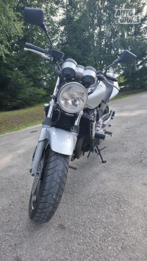 Pelēks Honda Hornet 2004 Biržai, ar dzinēja tilpumu 0.60 L un nobraukumu 63 tūkst. km par 1550 €, foto 4 vietnē AUTOMOTO.COM.LV