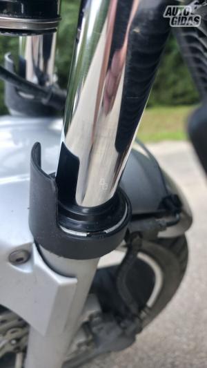 Pelēks Honda Hornet 2004 Biržai, ar dzinēja tilpumu 0.60 L un nobraukumu 63 tūkst. km par 1550 €, foto 9 vietnē AUTOMOTO.COM.LV