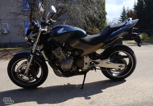 Pelēks Honda Hornet 2005 Elektrėnai, ar dzinēja tilpumu 0.00 L un nobraukumu 49 tūkst. km par 1800 €, foto 8 vietnē AUTOMOTO.COM.LV