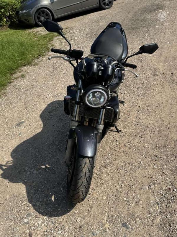 Grey Honda Hornet 2005 in Kaunas, with an engine capacity of 0.60 L and mileage of 43 thousand km for 2000 €, photo 2 on AUTOMOTO.COM.LV