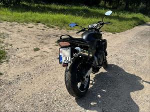 Grey Honda Hornet 2005 in Kaunas, with an engine capacity of 0.60 L and mileage of 43 thousand km for 2000 €, photo 5 on AUTOMOTO.COM.LV