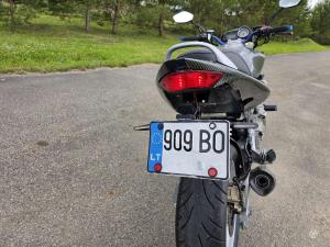Grey Honda Hornet 2006 in Klaipeda, with an engine capacity of 0.60 L and mileage of 39 thousand km for 2600 €, photo 5 on AUTOMOTO.COM.LV