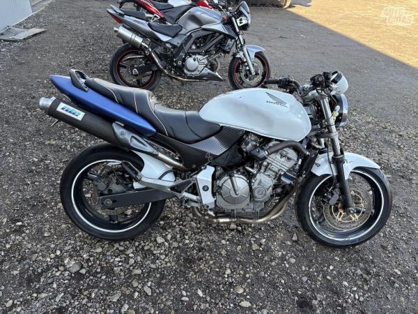 Honda Hornet 1998 Kelmė, ar dzinēja tilpumu 0.60 L un nobraukumu 57 tūkst. km par 765 €, foto 2 vietnē AUTOMOTO.COM.LV