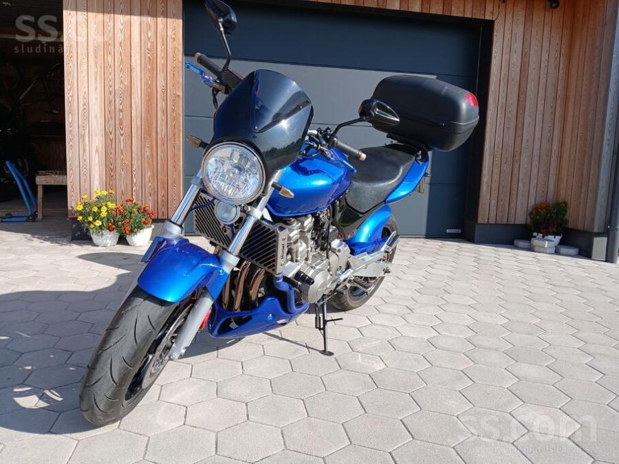 Honda Hornet 1999 in Riga, with an engine capacity of 0.60 L and mileage of 0 thousand km for 1800 €, photo 4 on AUTOMOTO.COM.LV