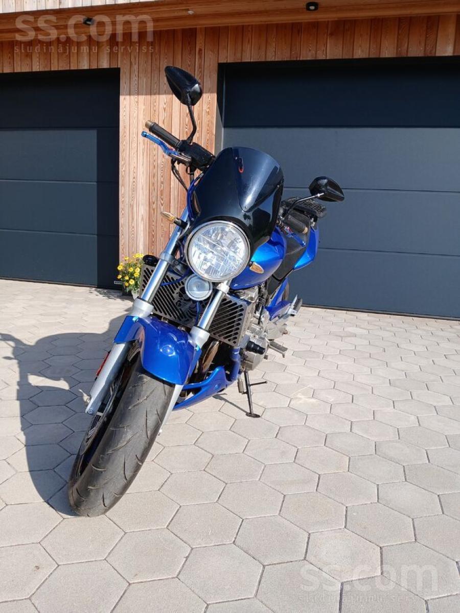 Honda Hornet 1999 in Riga, with an engine capacity of 0.60 L and mileage of 0 thousand km for 1800 €, photo 7 on AUTOMOTO.COM.LV