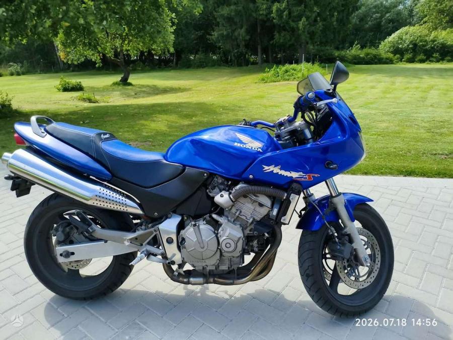 Honda Hornet 2000 in Vilnius, with an engine capacity of 0.60 L and mileage of 39 thousand km for 1300 €, photo 9 on AUTOMOTO.COM.LV