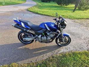 Honda Hornet 2001 Jurbarkas, ar dzinēja tilpumu 0.60 L un nobraukumu 53 tūkst. km par 1474 €, foto 8 vietnē AUTOMOTO.COM.LV