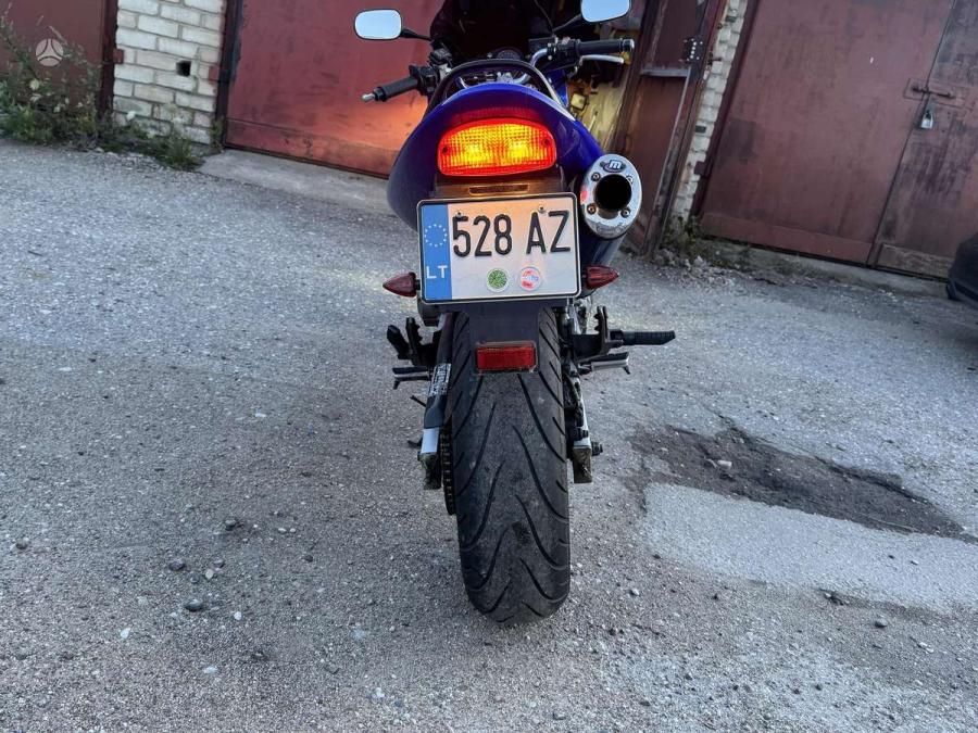 Honda Hornet 2001 in Klaipeda, with an engine capacity of 0.60 L and mileage of 45 thousand km for 1700 €, photo 8 on AUTOMOTO.COM.LV