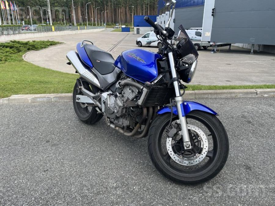 Honda Hornet 2001 Rīga, ar dzinēja tilpumu 0.60 L un nobraukumu 0 tūkst. km par 2100 €, foto 1 vietnē AUTOMOTO.COM.LV