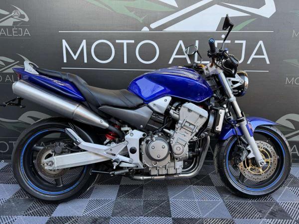 Honda Hornet 2002 Prienai, ar dzinēja tilpumu 0.92 L un nobraukumu 47 tūkst. km par 2750 €, foto 4 vietnē AUTOMOTO.COM.LV