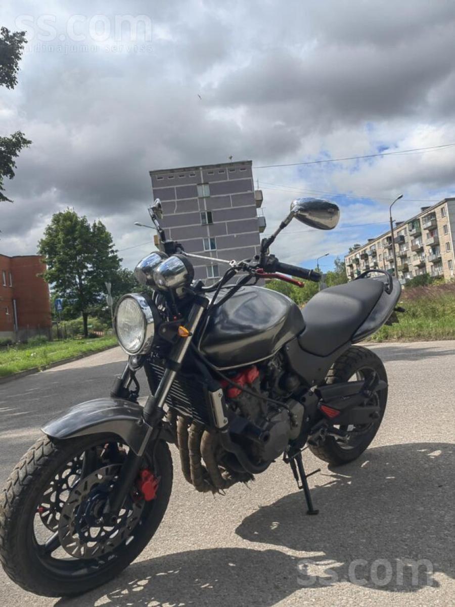 Honda Hornet 2002 in Daugavpils, with an engine capacity of 0.60 L and mileage of 0 thousand km for 1800 €, photo 3 on AUTOMOTO.COM.LV