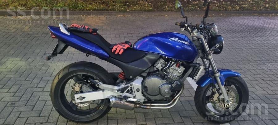Honda Hornet 2002 Rīga, ar dzinēja tilpumu 0.25 L un nobraukumu 0 tūkst. km par 1600 €, foto 1 vietnē AUTOMOTO.COM.LV