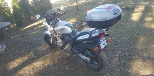 Honda Hornet 2002 in Vilnius, with an engine capacity of 0.00 L and mileage of 0 thousand km for 1400 €, photo 4 on AUTOMOTO.COM.LV