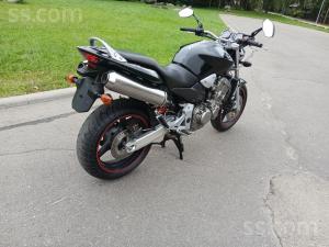 Honda Hornet 2002 in Riga, with an engine capacity of 0.92 L and mileage of 0 thousand km for 3800 €, photo 1 on AUTOMOTO.COM.LV
