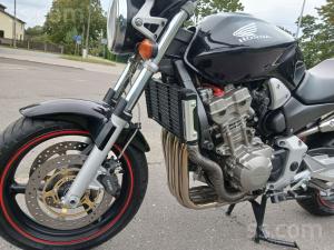 Honda Hornet 2002 in Riga, with an engine capacity of 0.92 L and mileage of 0 thousand km for 3800 €, photo 5 on AUTOMOTO.COM.LV