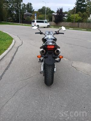 Honda Hornet 2002 in Riga, with an engine capacity of 0.92 L and mileage of 0 thousand km for 3800 €, photo 9 on AUTOMOTO.COM.LV