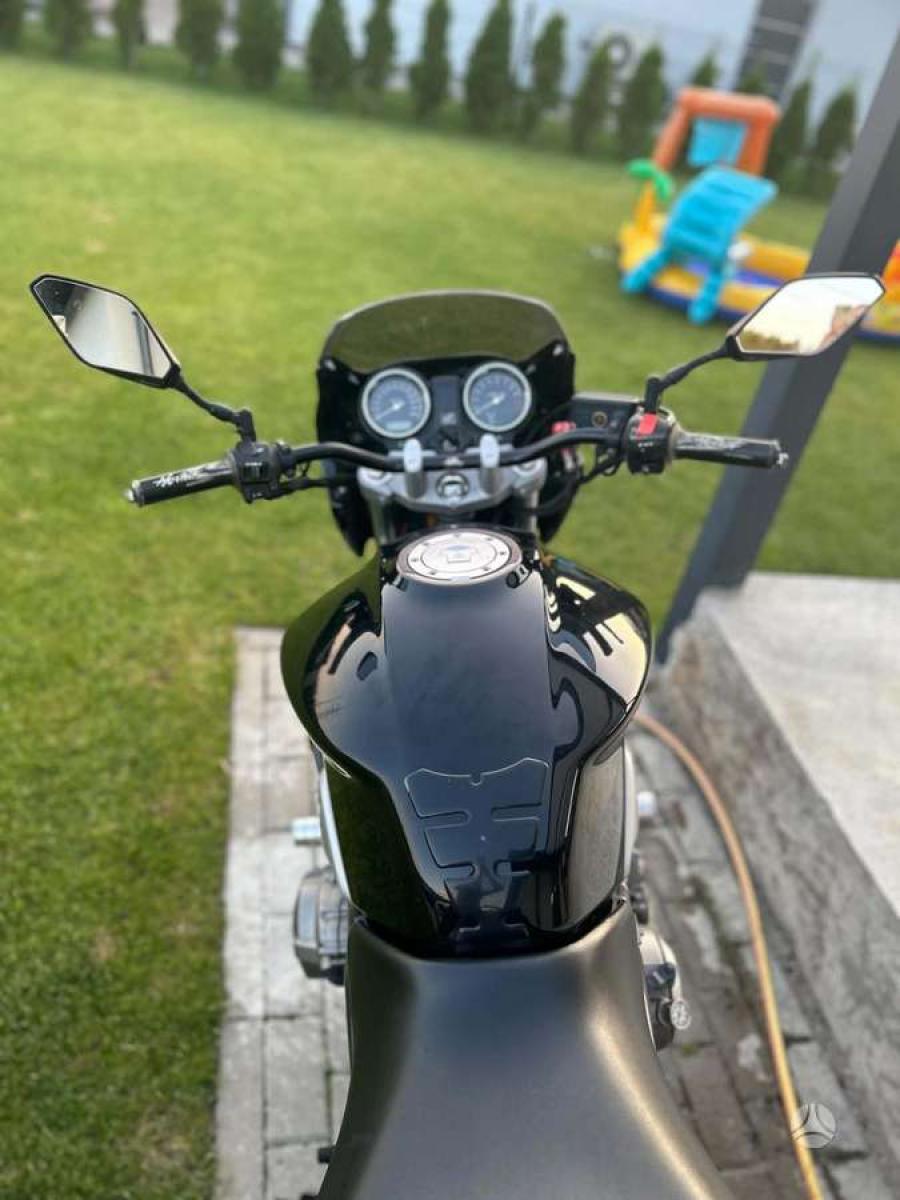 Honda Hornet 2003 in Klaipeda, with an engine capacity of 0.92 L and mileage of 52 thousand km for 1900 €, photo 9 on AUTOMOTO.COM.LV