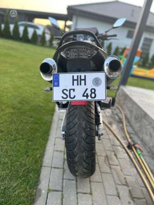 Honda Hornet 2003 in Klaipeda, with an engine capacity of 0.92 L and mileage of 52 thousand km for 1900 €, photo 10 on AUTOMOTO.COM.LV