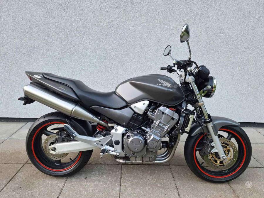 Honda Hornet 2003 Prienai, ar dzinēja tilpumu 0.92 L un nobraukumu 37 tūkst. km par 2650 €, foto 6 vietnē AUTOMOTO.COM.LV