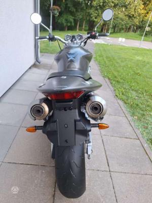 Honda Hornet 2003 Prienai, ar dzinēja tilpumu 0.92 L un nobraukumu 37 tūkst. km par 2650 €, foto 8 vietnē AUTOMOTO.COM.LV