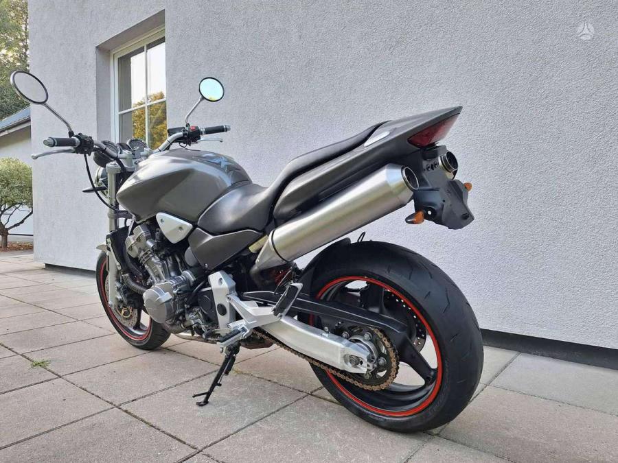 Honda Hornet 2003 Prienai, ar dzinēja tilpumu 0.92 L un nobraukumu 37 tūkst. km par 2650 €, foto 10 vietnē AUTOMOTO.COM.LV