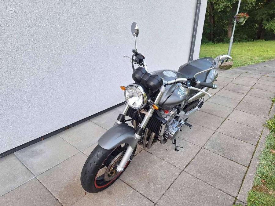 Honda Hornet 2003 Prienai, ar dzinēja tilpumu 0.92 L un nobraukumu 37 tūkst. km par 2650 €, foto 15 vietnē AUTOMOTO.COM.LV