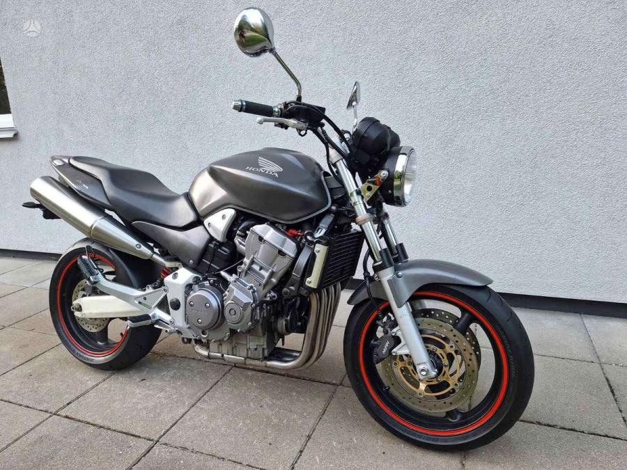 Honda Hornet 2003 Prienai, ar dzinēja tilpumu 0.92 L un nobraukumu 37 tūkst. km par 2650 €, foto 19 vietnē AUTOMOTO.COM.LV