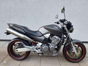 Honda Hornet 2003 Prienai, ar dzinēja tilpumu 0.92 L un nobraukumu 37 tūkst. km par 2650 €, foto 20 vietnē AUTOMOTO.COM.LV