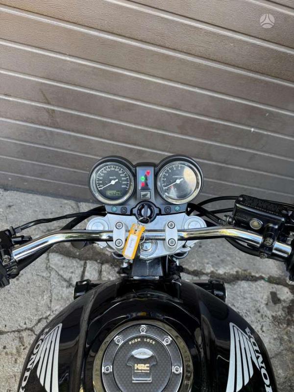 Honda Hornet 2003 Prienai, ar dzinēja tilpumu 0.92 L un nobraukumu 43 tūkst. km par 2850 €, foto 8 vietnē AUTOMOTO.COM.LV