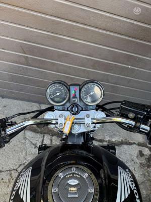 Honda Hornet 2003 Prienai, ar dzinēja tilpumu 0.92 L un nobraukumu 43 tūkst. km par 2850 €, foto 9 vietnē AUTOMOTO.COM.LV