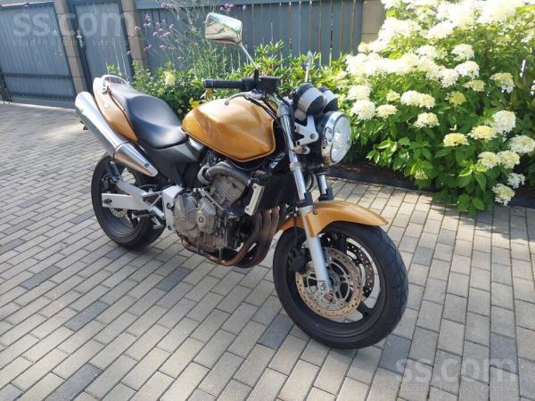 Honda Hornet 2004 Rīga, ar dzinēja tilpumu 0.60 L un nobraukumu 0 tūkst. km par 1700 €, foto 2 vietnē AUTOMOTO.COM.LV