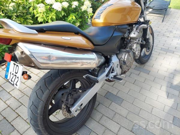 Honda Hornet 2004 Rīga, ar dzinēja tilpumu 0.60 L un nobraukumu 0 tūkst. km par 1700 €, foto 6 vietnē AUTOMOTO.COM.LV