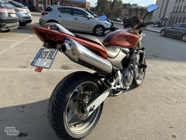 Honda Hornet 2005 Alīta, ar dzinēja tilpumu 0.60 L un nobraukumu 31 tūkst. km par 2600 €, foto 7 vietnē AUTOMOTO.COM.LV