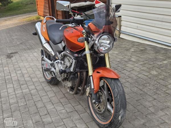 Honda Hornet 2005 Kupiškis, ar dzinēja tilpumu 0.60 L un nobraukumu 41 tūkst. km par 2450 €, foto 2 vietnē AUTOMOTO.COM.LV