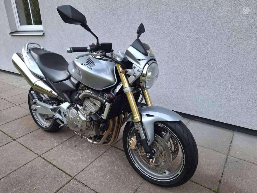 Хонда Hornet 2005 в Пренай, объемом двигателя 0.60 л и пробегом 25 тыс. км за 2350 €, фото 4 на AUTOMOTO.COM.LV