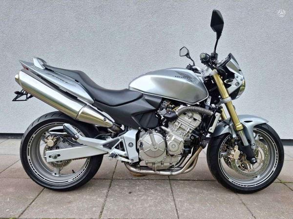 Хонда Hornet 2005 в Пренай, объемом двигателя 0.60 л и пробегом 25 тыс. км за 2350 €, фото 6 на AUTOMOTO.COM.LV