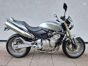 Хонда Hornet 2005 в Пренай, объемом двигателя 0.60 л и пробегом 25 тыс. км за 2350 €, фото 7 на AUTOMOTO.COM.LV