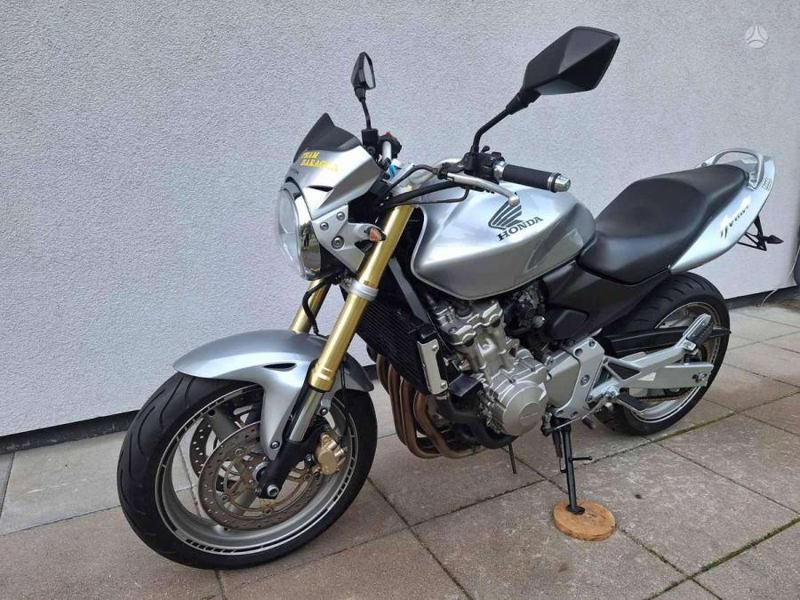 Хонда Hornet 2005 в Пренай, объемом двигателя 0.60 л и пробегом 25 тыс. км за 2350 €, фото 17 на AUTOMOTO.COM.LV