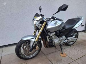 Хонда Hornet 2005 в Пренай, объемом двигателя 0.60 л и пробегом 25 тыс. км за 2350 €, фото 19 на AUTOMOTO.COM.LV