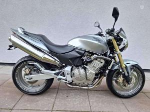 Хонда Hornet 2005 в Пренай, объемом двигателя 0.60 л и пробегом 25 тыс. км за 2350 €, фото 24 на AUTOMOTO.COM.LV