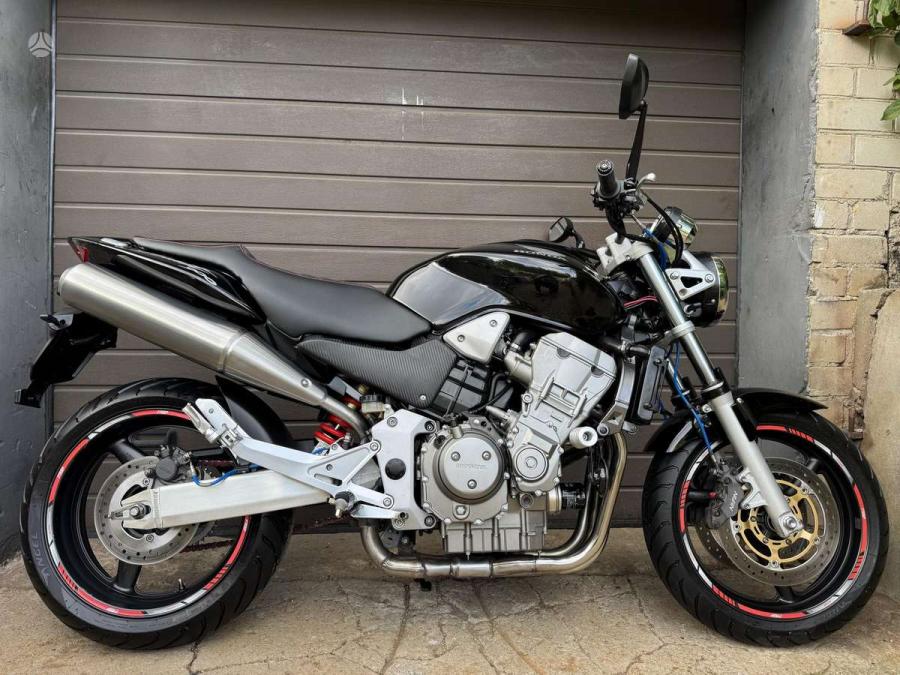 Хонда Hornet 2005 в Пренай, объемом двигателя 0.92 л и пробегом 35 тыс. км за 2850 €, фото 6 на AUTOMOTO.COM.LV