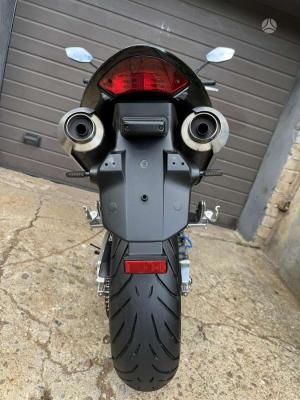Хонда Hornet 2005 в Пренай, объемом двигателя 0.92 л и пробегом 35 тыс. км за 2850 €, фото 7 на AUTOMOTO.COM.LV