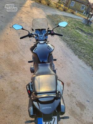 Хонда Hornet 2006 в Утена, объемом двигателя 0.00 л и пробегом 0 тыс. км за 3100 €, фото 4 на AUTOMOTO.COM.LV