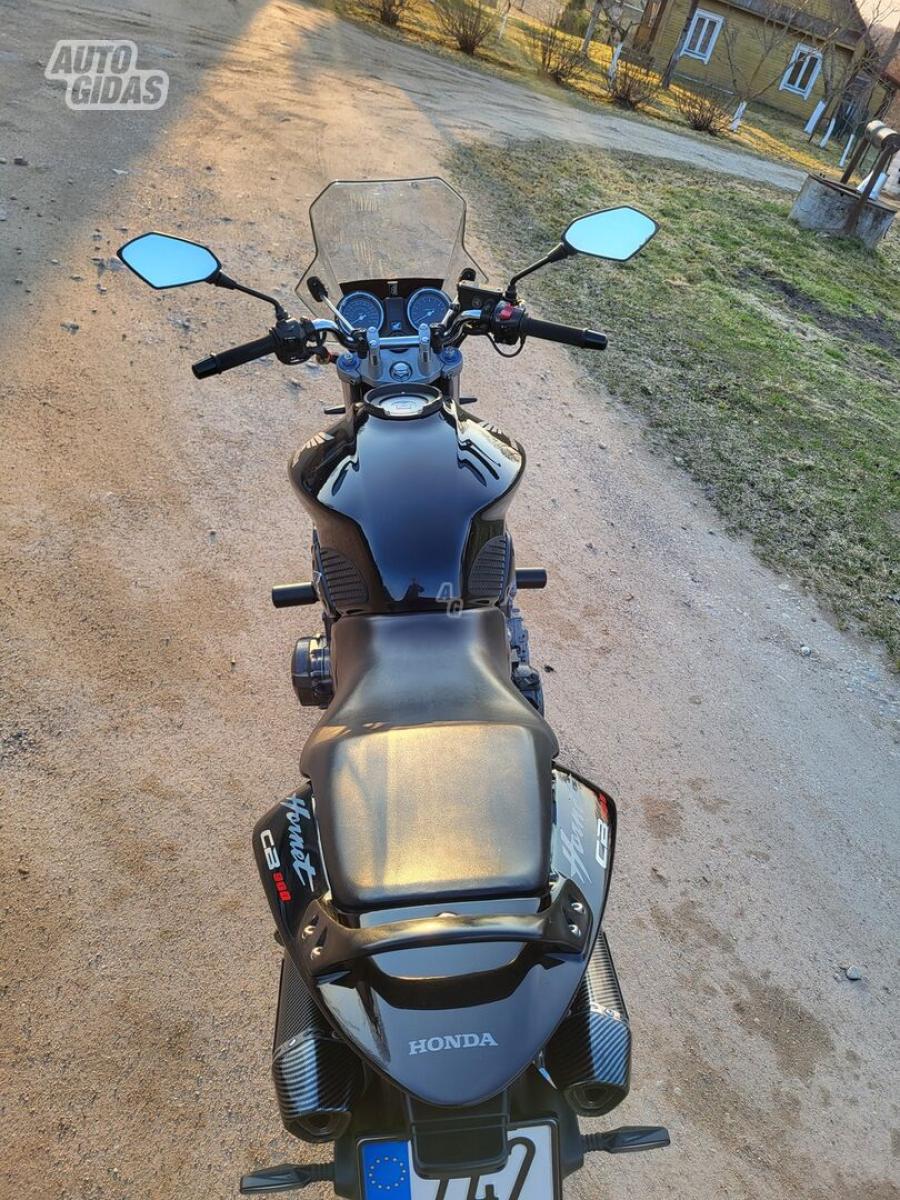 Хонда Hornet 2006 в Утена, объемом двигателя 0.00 л и пробегом 0 тыс. км за 3100 €, фото 4 на AUTOMOTO.COM.LV