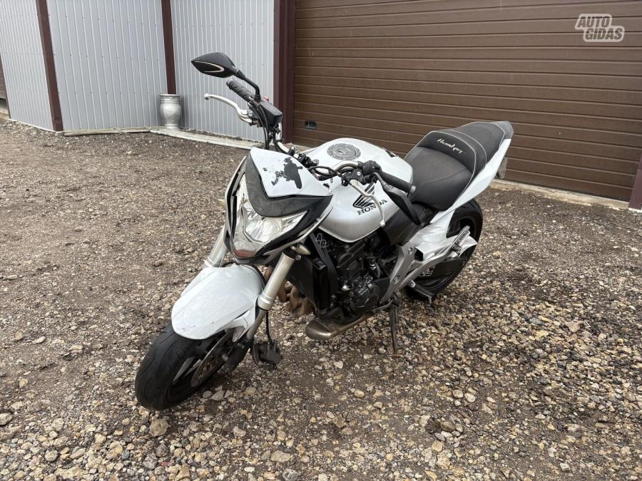 Honda Hornet 2011 Kelmė, ar dzinēja tilpumu 0.60 L un nobraukumu 61 tūkst. km par 1330 €, foto 7 vietnē AUTOMOTO.COM.LV