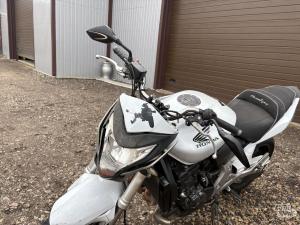 Honda Hornet 2011 Kelmė, ar dzinēja tilpumu 0.60 L un nobraukumu 61 tūkst. km par 1330 €, foto 8 vietnē AUTOMOTO.COM.LV