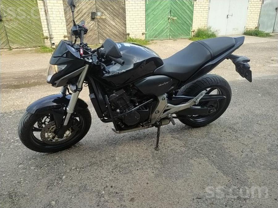 Хонда Hornet 2011 в Рига, объемом двигателя 0.60 л и пробегом 0 тыс. км за 3500 €, фото 4 на AUTOMOTO.COM.LV